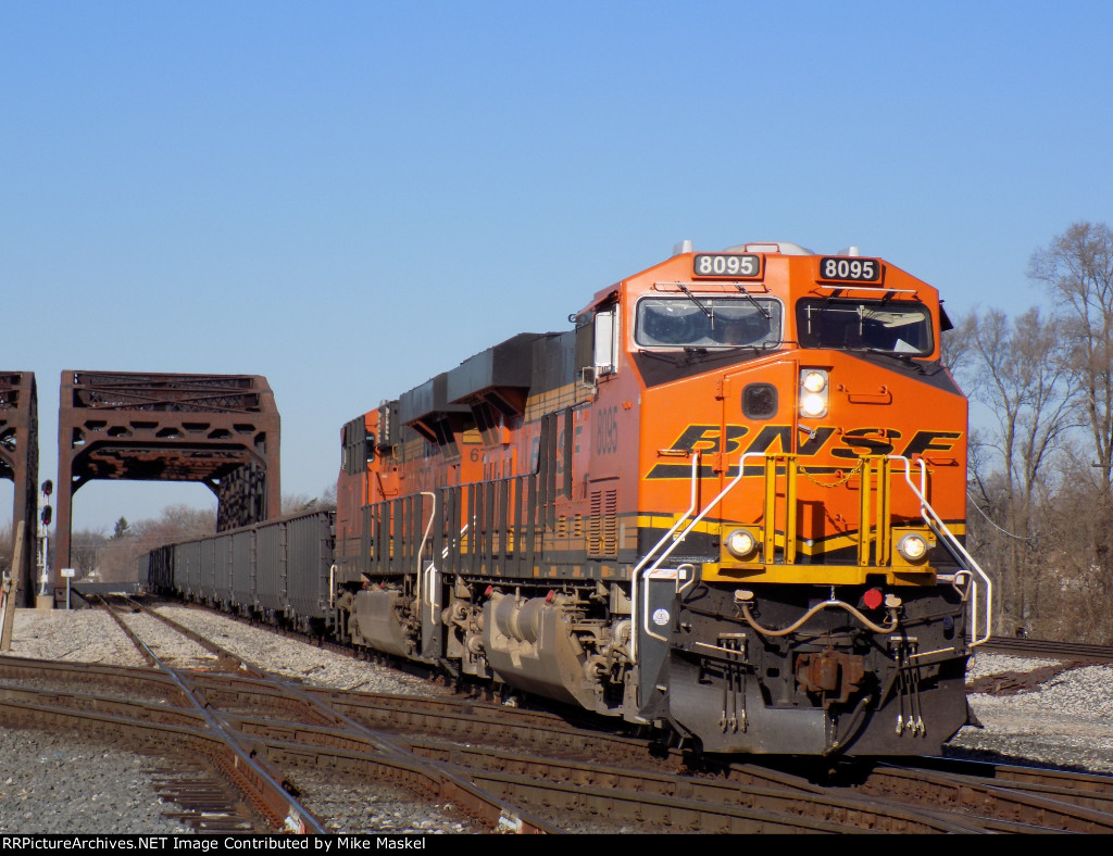 BNSF 8095